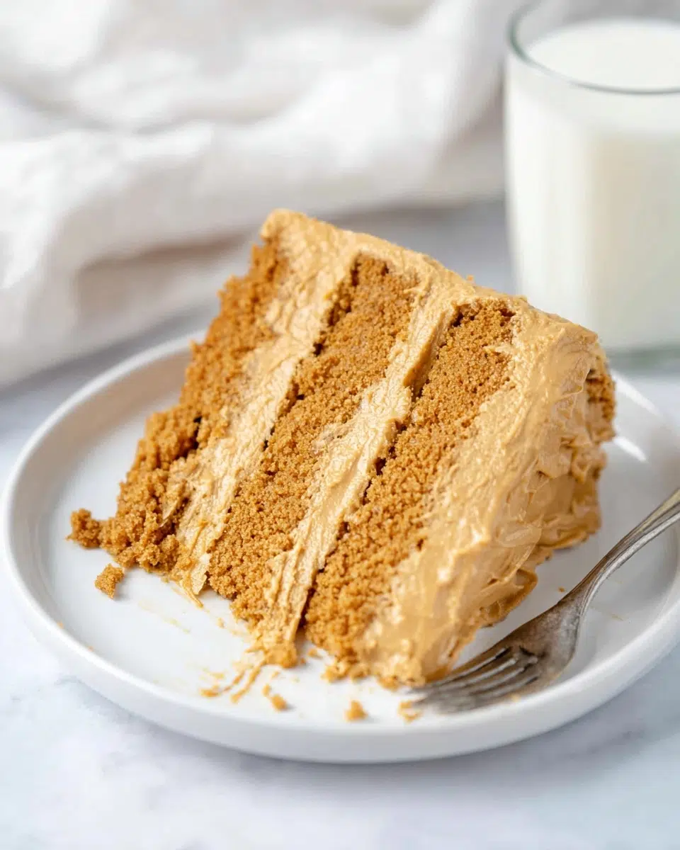 Biscoff Cake Best 5 Easy Steps to Wow Guests - www.homemadevibes.com